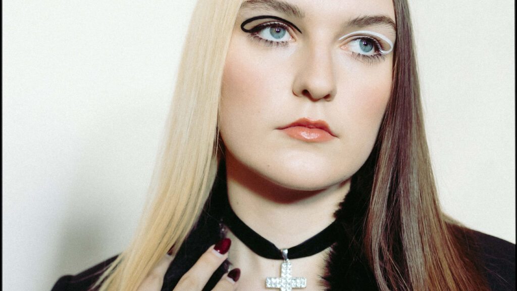 INsiders Guide: Mary Elle, sadplanet, Magic Bronson, DJ Julian Collazos ...