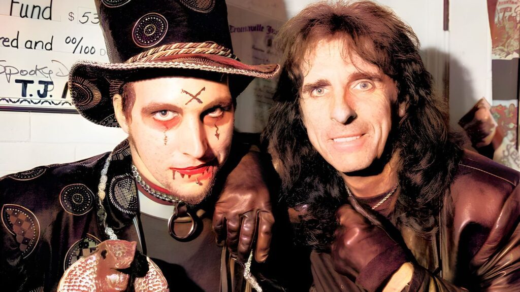 Trailer: Just In Time For Halloween The Documentary 'SPOOKTACULAR ...